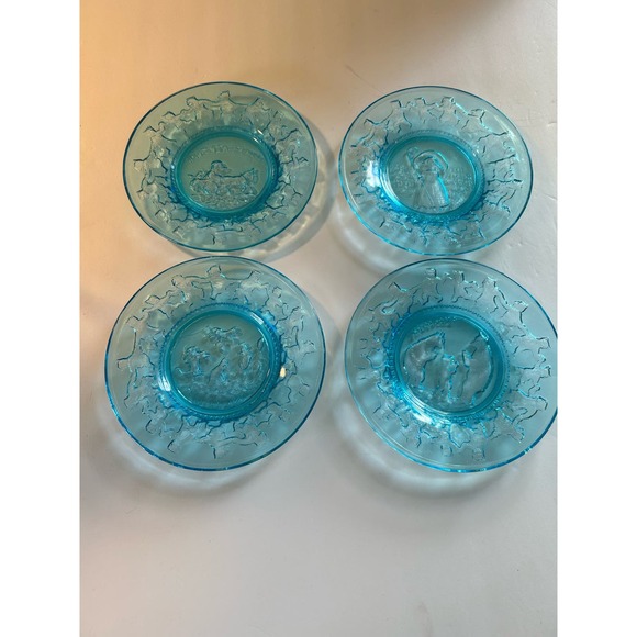 Tiara | Accents | Vintage Tiara Indiana Glass Blue Nursery Rhyme Plates ...